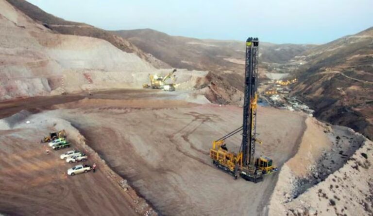 Peruvian Metals logra un récord de procesamiento y refuerza su apuesta ...