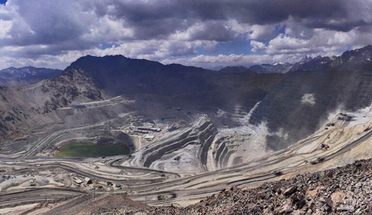 Anglo American anuncia cambios en su equipo de liderazgo en Chile